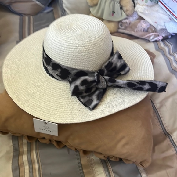 styline | Accessories | Perfect Summer Hat With The Bow In A Back ...